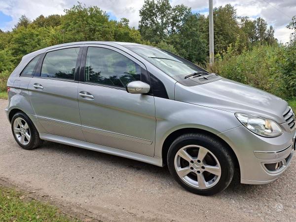Grey Mercedes-Benz B 180 2007 in Marijampole, with an engine capacity of 1.99 L and mileage of 200 thousand km for 2290 €, photo 9 on AUTOMOTO.COM.LV