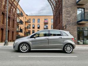 Pelēks Mercedes-Benz B 180 2007 Viļņa, ar dzinēja tilpumu 1.99 L un nobraukumu 251 tūkst. km par 1800 €, foto 4 vietnē AUTOMOTO.COM.LV