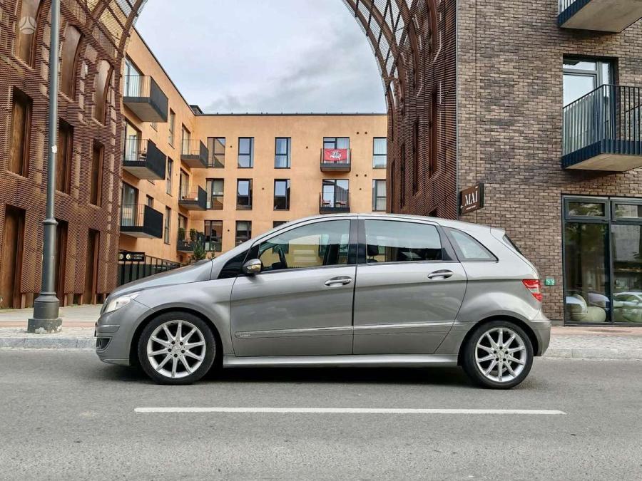 Pelēks Mercedes-Benz B 180 2007 Viļņa, ar dzinēja tilpumu 1.99 L un nobraukumu 251 tūkst. km par 1800 €, foto 4 vietnē AUTOMOTO.COM.LV
