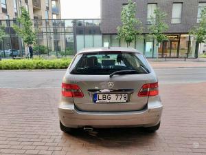 Pelēks Mercedes-Benz B 180 2007 Viļņa, ar dzinēja tilpumu 1.99 L un nobraukumu 251 tūkst. km par 1800 €, foto 6 vietnē AUTOMOTO.COM.LV