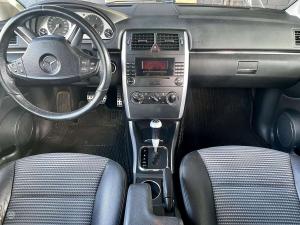 Pelēks Mercedes-Benz B 180 2007 Viļņa, ar dzinēja tilpumu 1.99 L un nobraukumu 251 tūkst. km par 1800 €, foto 7 vietnē AUTOMOTO.COM.LV