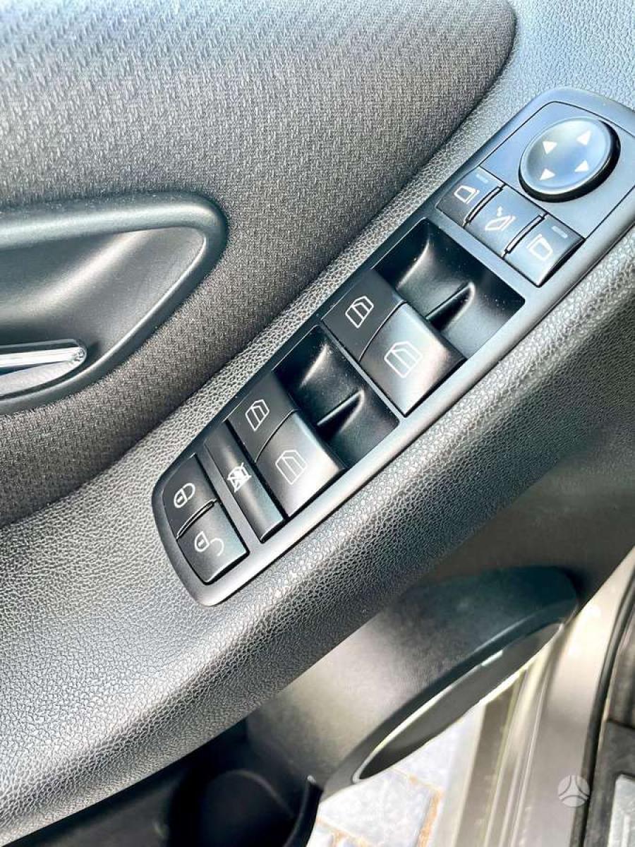 Pelēks Mercedes-Benz B 180 2007 Viļņa, ar dzinēja tilpumu 1.99 L un nobraukumu 251 tūkst. km par 1800 €, foto 11 vietnē AUTOMOTO.COM.LV