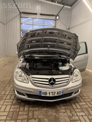 Pelēks Mercedes-Benz B 180 2007 Daugavpils, ar dzinēja tilpumu 2.00 L un nobraukumu 288 tūkst. km par 2550 €, foto  vietnē AUTOMOTO.COM.LV