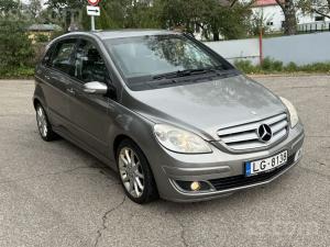 Pelēks Mercedes-Benz B 180 2007 Rīga, ar dzinēja tilpumu 2.00 L un nobraukumu 390 tūkst. km par 750 €, foto  vietnē AUTOMOTO.COM.LV
