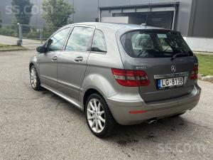 Grey Mercedes-Benz B 180 2007 in Riga, with an engine capacity of 2.00 L and mileage of 390 thousand km for 700 €, photo 5 on AUTOMOTO.COM.LV