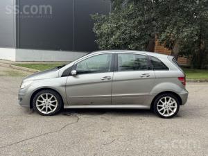 Grey Mercedes-Benz B 180 2007 in Riga, with an engine capacity of 2.00 L and mileage of 390 thousand km for 700 €, photo 6 on AUTOMOTO.COM.LV