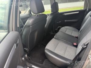 Grey Mercedes-Benz B 180 2007 in Riga, with an engine capacity of 2.00 L and mileage of 390 thousand km for 700 €, photo 11 on AUTOMOTO.COM.LV