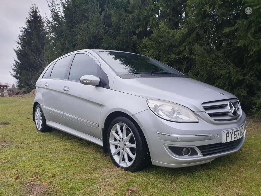 Pelēks Mercedes-Benz B 180 2008 Marijampole, ar dzinēja tilpumu 1.99 L un nobraukumu 295 tūkst. km par 750 €, foto 2 vietnē AUTOMOTO.COM.LV