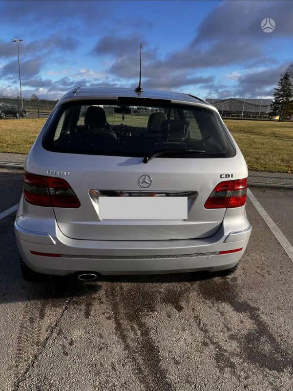 Pelēks Mercedes-Benz B 180 2008 Marijampole, ar dzinēja tilpumu 0.00 L un nobraukumu 260 tūkst. km par 3000 €, foto 4 vietnē AUTOMOTO.COM.LV