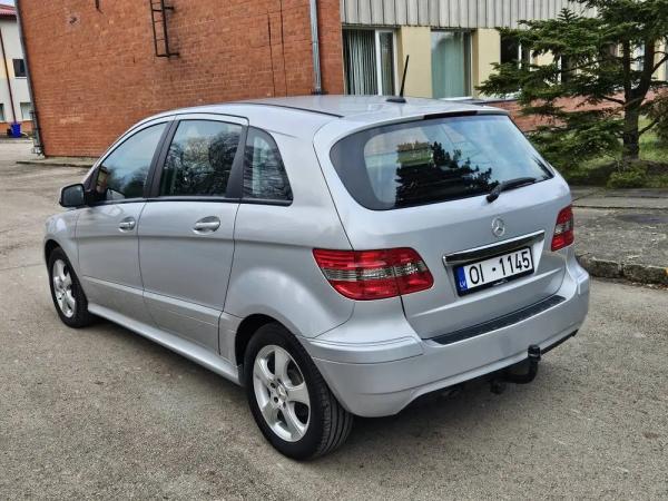 Grey Mercedes-Benz B 180 2008 in Jekabpils, with an engine capacity of 2.00 L and mileage of 265 thousand km for 4490 €, photo 8 on AUTOMOTO.COM.LV