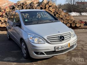 Grey Mercedes-Benz B 180 2008 in Daugavpils, with an engine capacity of 2.00 L and mileage of 170 thousand km for 3700 €, photo 5 on AUTOMOTO.COM.LV