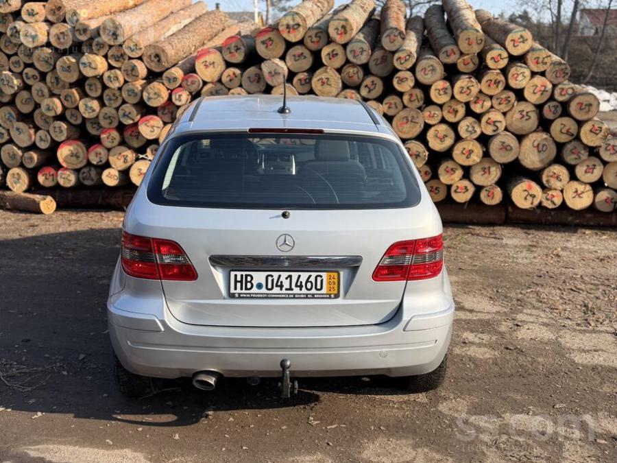 Grey Mercedes-Benz B 180 2008 in Daugavpils, with an engine capacity of 2.00 L and mileage of 170 thousand km for 3700 €, photo 7 on AUTOMOTO.COM.LV