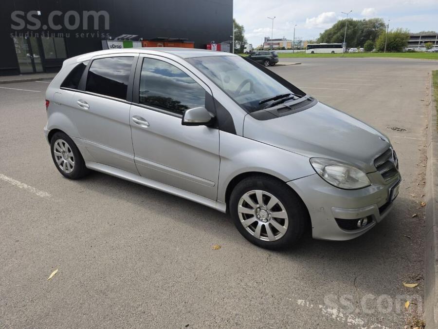 Pelēks Mercedes-Benz B 180 2008 Rīga, ar dzinēja tilpumu 2.00 L un nobraukumu 225 tūkst. km par 2700 €, foto 6 vietnē AUTOMOTO.COM.LV