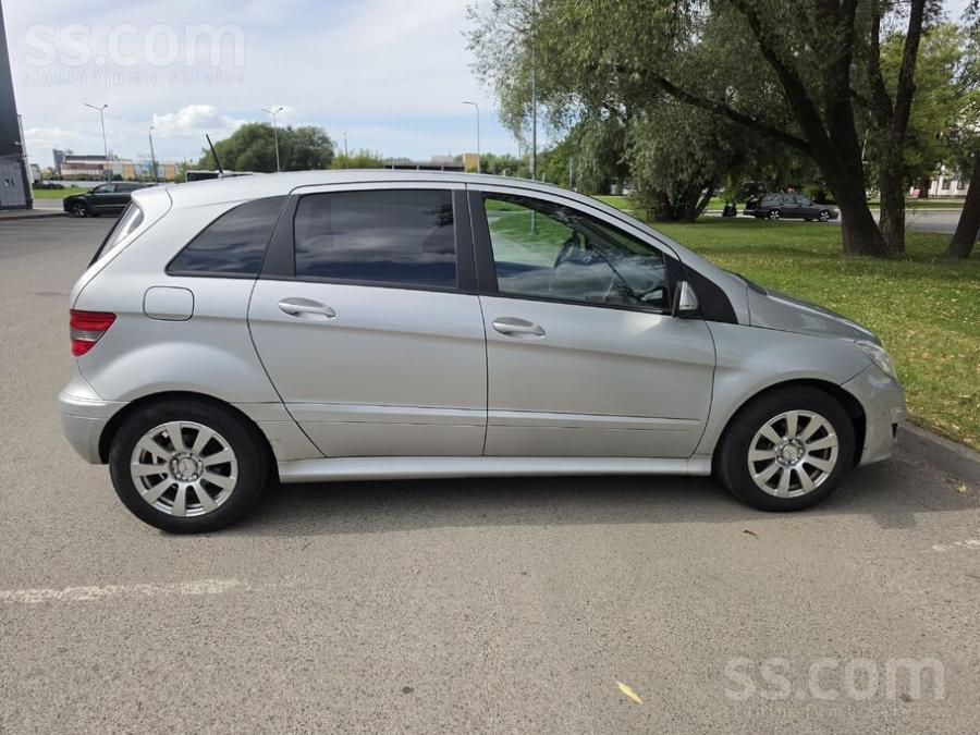 Pelēks Mercedes-Benz B 180 2008 Rīga, ar dzinēja tilpumu 2.00 L un nobraukumu 225 tūkst. km par 2700 €, foto 8 vietnē AUTOMOTO.COM.LV