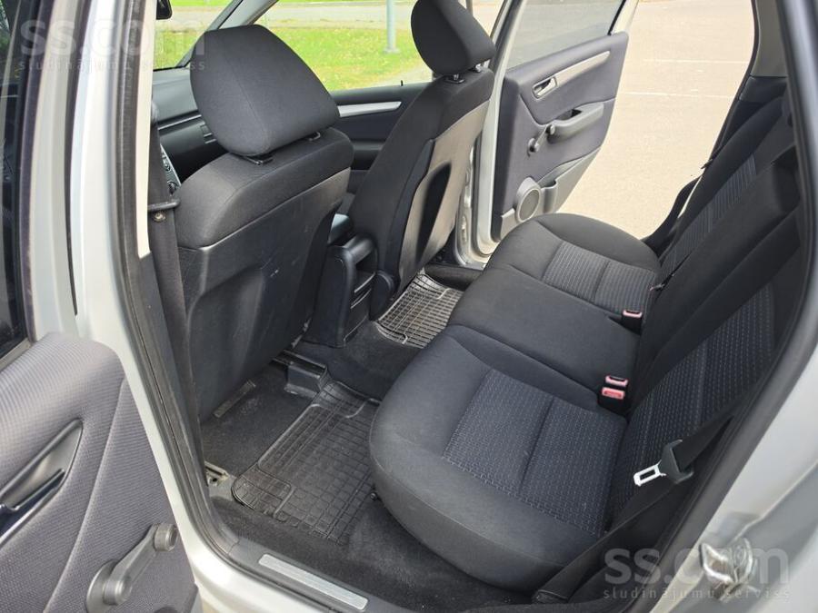 Pelēks Mercedes-Benz B 180 2008 Rīga, ar dzinēja tilpumu 2.00 L un nobraukumu 225 tūkst. km par 2700 €, foto 15 vietnē AUTOMOTO.COM.LV