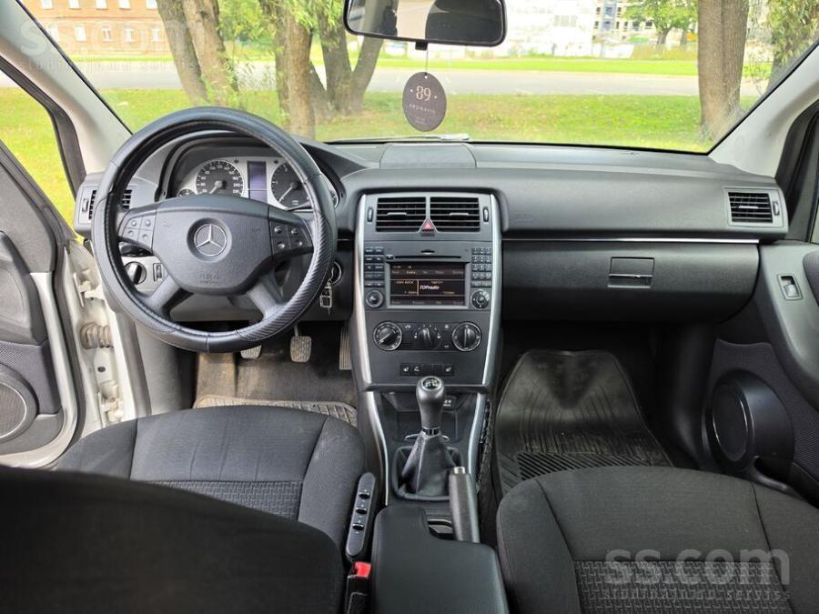 Pelēks Mercedes-Benz B 180 2008 Rīga, ar dzinēja tilpumu 2.00 L un nobraukumu 225 tūkst. km par 2700 €, foto 16 vietnē AUTOMOTO.COM.LV