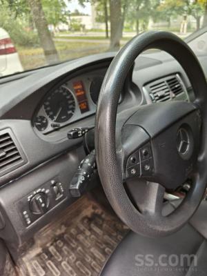 Pelēks Mercedes-Benz B 180 2008 Rīga, ar dzinēja tilpumu 2.00 L un nobraukumu 249 tūkst. km par 2000 €, foto 10 vietnē AUTOMOTO.COM.LV