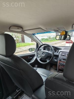 Pelēks Mercedes-Benz B 180 2008 Rīga, ar dzinēja tilpumu 2.00 L un nobraukumu 249 tūkst. km par 2000 €, foto 16 vietnē AUTOMOTO.COM.LV