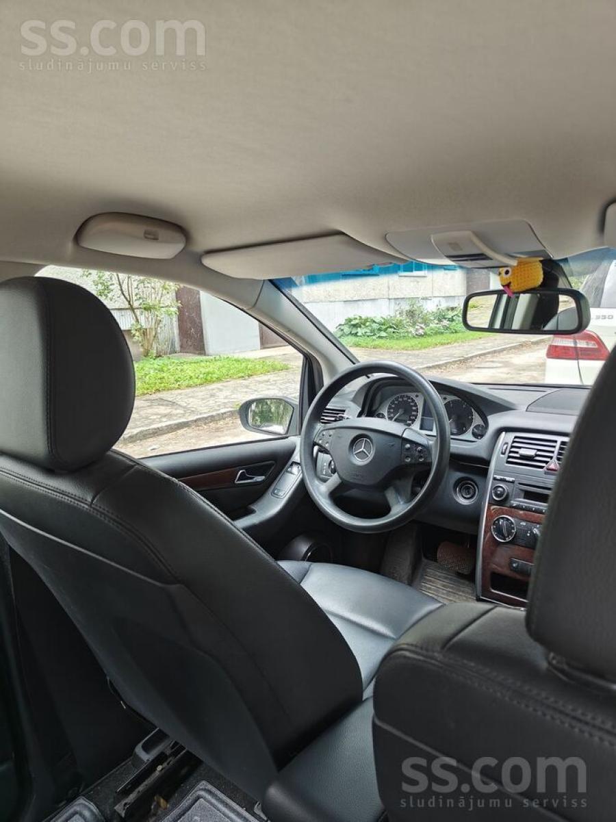 Pelēks Mercedes-Benz B 180 2008 Rīga, ar dzinēja tilpumu 2.00 L un nobraukumu 249 tūkst. km par 2000 €, foto 16 vietnē AUTOMOTO.COM.LV