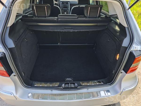 Grey Mercedes-Benz B 180 2010 in Daugavpils, with an engine capacity of 2.00 L and mileage of 225 thousand km for 3000 €, photo 6 on AUTOMOTO.COM.LV