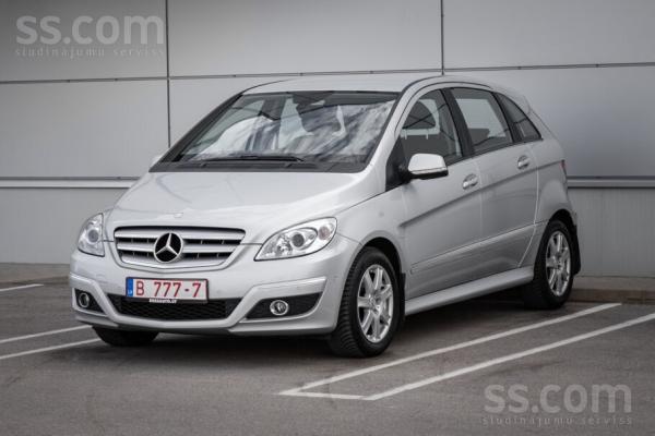 Grey Mercedes-Benz B 180 2010 in Riga, with an engine capacity of 2.00 L and mileage of 208 thousand km for 5750 €, photo 1 on AUTOMOTO.COM.LV