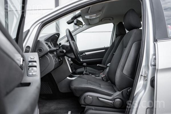 Grey Mercedes-Benz B 180 2010 in Riga, with an engine capacity of 2.00 L and mileage of 208 thousand km for 5750 €, photo 7 on AUTOMOTO.COM.LV