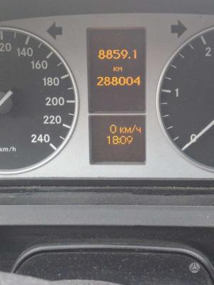 Pelēks Mercedes-Benz B 180 2010 Kaišiadorys, ar dzinēja tilpumu 1.99 L un nobraukumu 288 tūkst. km par 3500 €, foto 5 vietnē AUTOMOTO.COM.LV