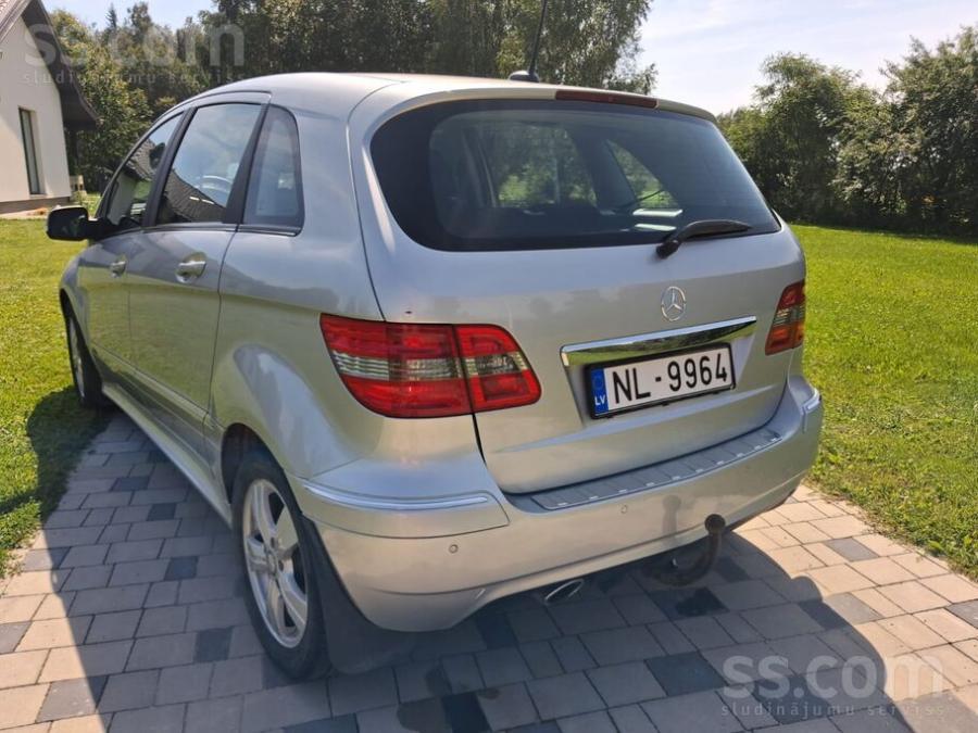Pelēks Mercedes-Benz B 180 2010 Rīga, ar dzinēja tilpumu 2.00 L un nobraukumu 216 tūkst. km par 3300 €, foto 6 vietnē AUTOMOTO.COM.LV