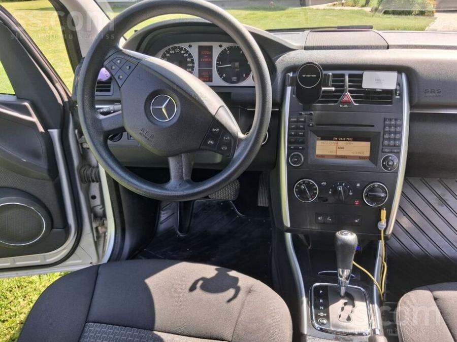 Pelēks Mercedes-Benz B 180 2010 Rīga, ar dzinēja tilpumu 2.00 L un nobraukumu 216 tūkst. km par 3300 €, foto 14 vietnē AUTOMOTO.COM.LV
