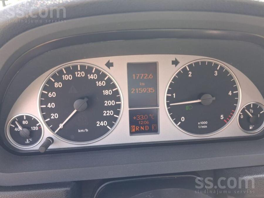 Pelēks Mercedes-Benz B 180 2010 Rīga, ar dzinēja tilpumu 2.00 L un nobraukumu 216 tūkst. km par 3300 €, foto 15 vietnē AUTOMOTO.COM.LV