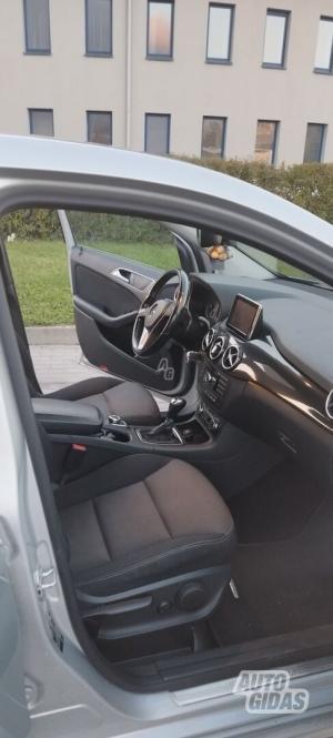 Grey Mercedes-Benz B 180 2011 in Kaunas, with an engine capacity of 1.80 L and mileage of 260 thousand km for 6250 €, photo 9 on AUTOMOTO.COM.LV