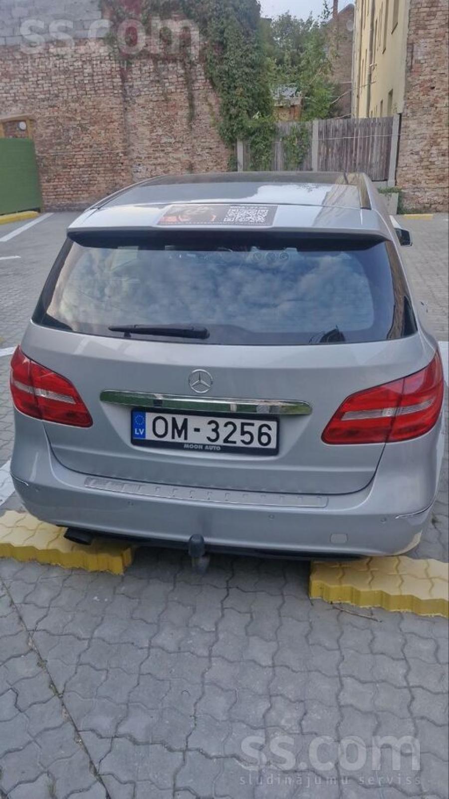 Grey Mercedes-Benz B 180 2011 in Riga, with an engine capacity of 1.80 L and mileage of 300 thousand km for 3100 €, photo 4 on AUTOMOTO.COM.LV