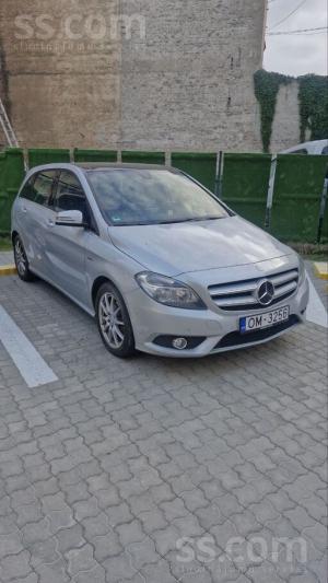 Grey Mercedes-Benz B 180 2011 in Riga, with an engine capacity of 1.80 L and mileage of 300 thousand km for 3100 €, photo 6 on AUTOMOTO.COM.LV
