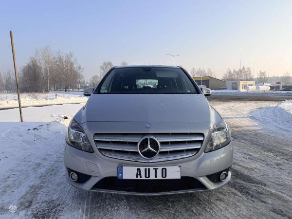 Pelēks Mercedes-Benz B 180 2012 Tauragė, ar dzinēja tilpumu 1.80 L un nobraukumu 239 tūkst. km par 5199 €, foto 2 vietnē AUTOMOTO.COM.LV