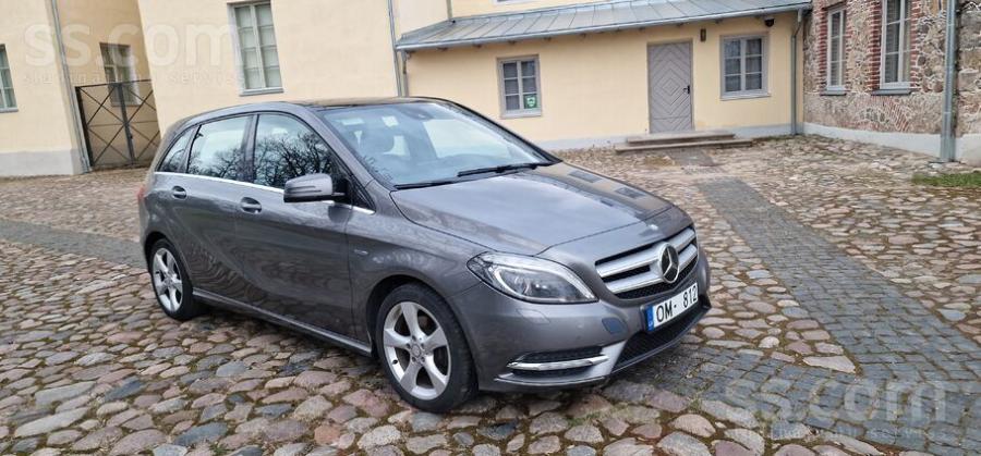 Pelēks Mercedes-Benz B 180 2012 Jēkabpils, ar dzinēja tilpumu 1.60 L un nobraukumu 232 tūkst. km par 7350 €, foto 6 vietnē AUTOMOTO.COM.LV