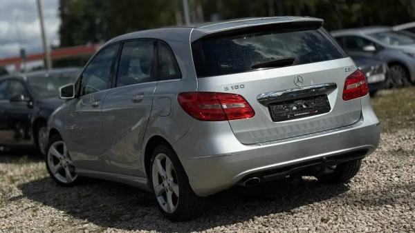 Pelēks Mercedes-Benz B 180 2012 Jelgava, ar dzinēja tilpumu 1.80 L un nobraukumu 296 tūkst. km par 6990 €, foto 4 vietnē AUTOMOTO.COM.LV