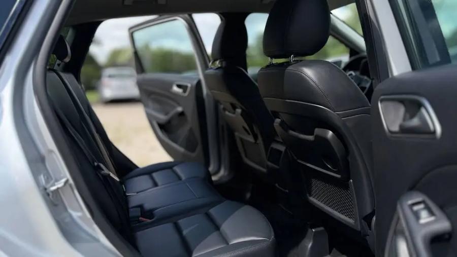 Pelēks Mercedes-Benz B 180 2012 Jelgava, ar dzinēja tilpumu 1.80 L un nobraukumu 296 tūkst. km par 6990 €, foto 10 vietnē AUTOMOTO.COM.LV