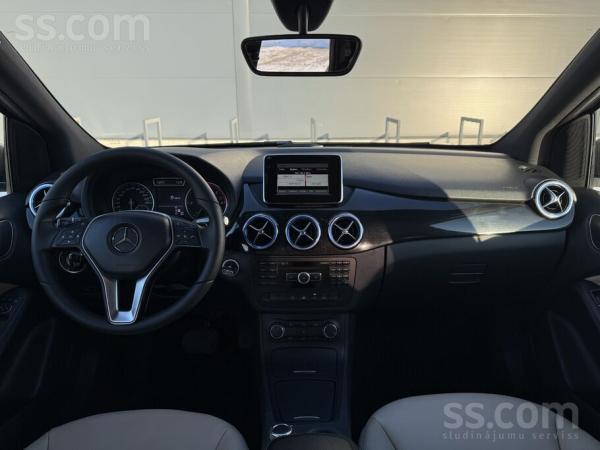 Pelēks Mercedes-Benz B 180 2013 Rīga, ar dzinēja tilpumu 1.80 L un nobraukumu 261 tūkst. km par 8600 €, foto 9 vietnē AUTOMOTO.COM.LV