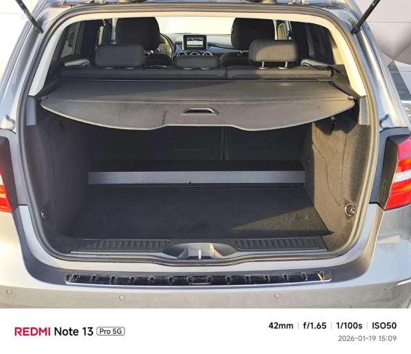 Pelēks Mercedes-Benz B 180 2013 Kauņa, ar dzinēja tilpumu 1.60 L un nobraukumu 64 tūkst. km par 8950 €, foto 10 vietnē AUTOMOTO.COM.LV