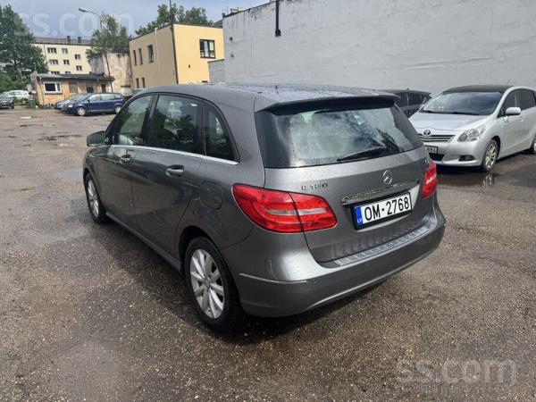Grey Mercedes-Benz B 180 2013 in Jelgava, with an engine capacity of 1.80 L and mileage of 234 thousand km for 6490 €, photo 3 on AUTOMOTO.COM.LV