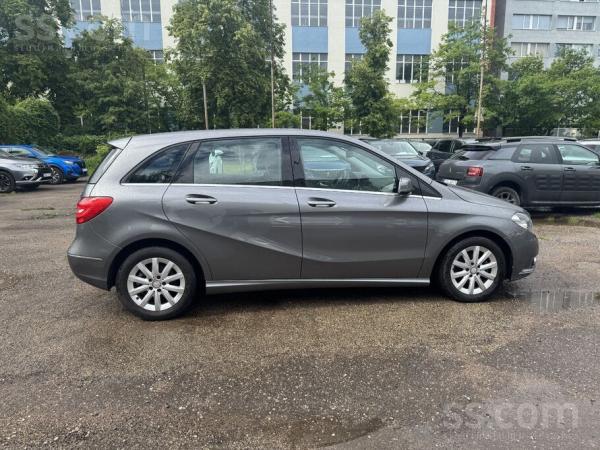 Grey Mercedes-Benz B 180 2013 in Jelgava, with an engine capacity of 1.80 L and mileage of 234 thousand km for 6490 €, photo 6 on AUTOMOTO.COM.LV