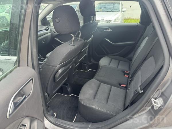 Grey Mercedes-Benz B 180 2013 in Jelgava, with an engine capacity of 1.80 L and mileage of 234 thousand km for 6490 €, photo 10 on AUTOMOTO.COM.LV