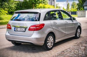 Pelēks Mercedes-Benz B 180 2013 Rīga, ar dzinēja tilpumu 1.80 L un nobraukumu 168 tūkst. km par 6590 €, foto 5 vietnē AUTOMOTO.COM.LV