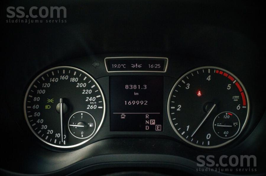 Pelēks Mercedes-Benz B 180 2013 Rīga, ar dzinēja tilpumu 1.80 L un nobraukumu 168 tūkst. km par 6590 €, foto 9 vietnē AUTOMOTO.COM.LV