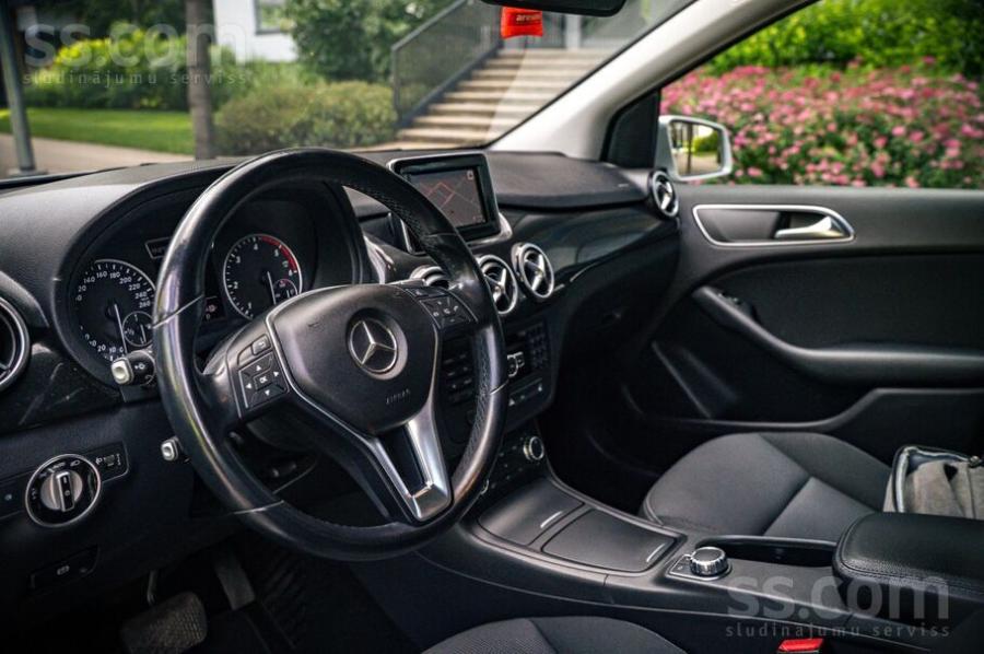 Pelēks Mercedes-Benz B 180 2013 Rīga, ar dzinēja tilpumu 1.80 L un nobraukumu 168 tūkst. km par 6590 €, foto 10 vietnē AUTOMOTO.COM.LV