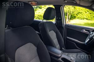 Pelēks Mercedes-Benz B 180 2013 Rīga, ar dzinēja tilpumu 1.80 L un nobraukumu 168 tūkst. km par 6590 €, foto 18 vietnē AUTOMOTO.COM.LV