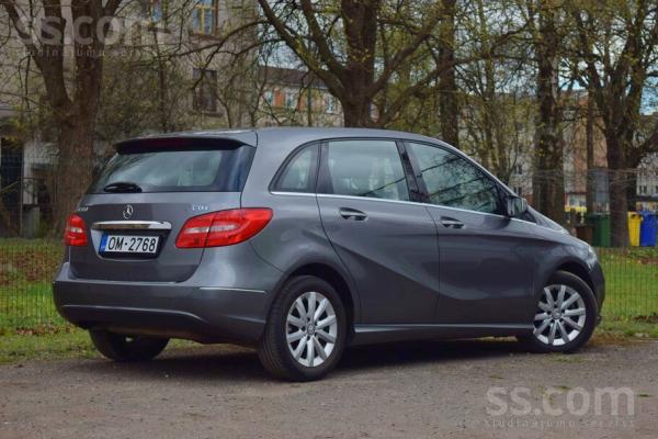 Grey Mercedes-Benz B 180 2013 in Jelgava, with an engine capacity of 1.80 L and mileage of 234 thousand km for 7890 €, photo 6 on AUTOMOTO.COM.LV