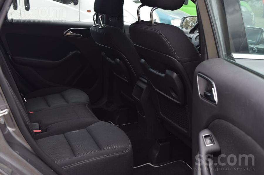 Grey Mercedes-Benz B 180 2013 in Jelgava, with an engine capacity of 1.80 L and mileage of 234 thousand km for 7890 €, photo 10 on AUTOMOTO.COM.LV