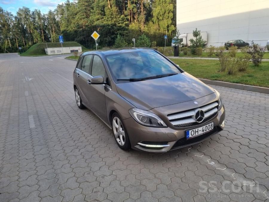 Pelēks Mercedes-Benz B 180 2013 Ogre, ar dzinēja tilpumu 1.60 L un nobraukumu 181 tūkst. km par 6950 €, foto 11 vietnē AUTOMOTO.COM.LV