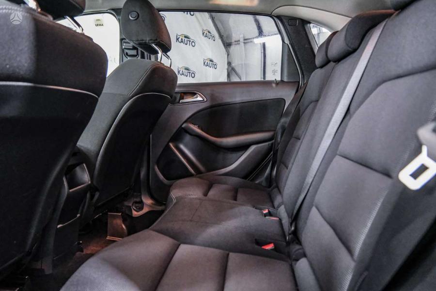 Pelēks Mercedes-Benz B 180 2014 Kauņa, ar dzinēja tilpumu 1.50 L un nobraukumu 175 tūkst. km par 7290 €, foto 9 vietnē AUTOMOTO.COM.LV